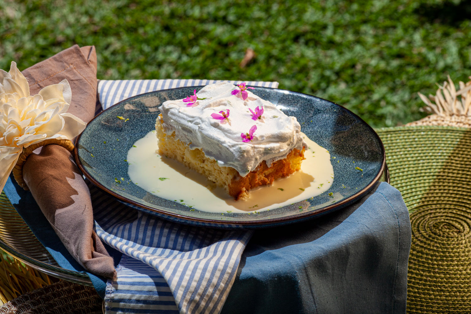 Home - Mesa Feliz Restaurant